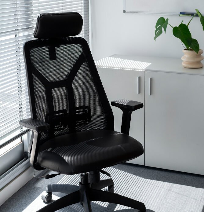 10 Best Ergonomic Chairs for Back Pain Relief & Long Work Hours (2025 ...