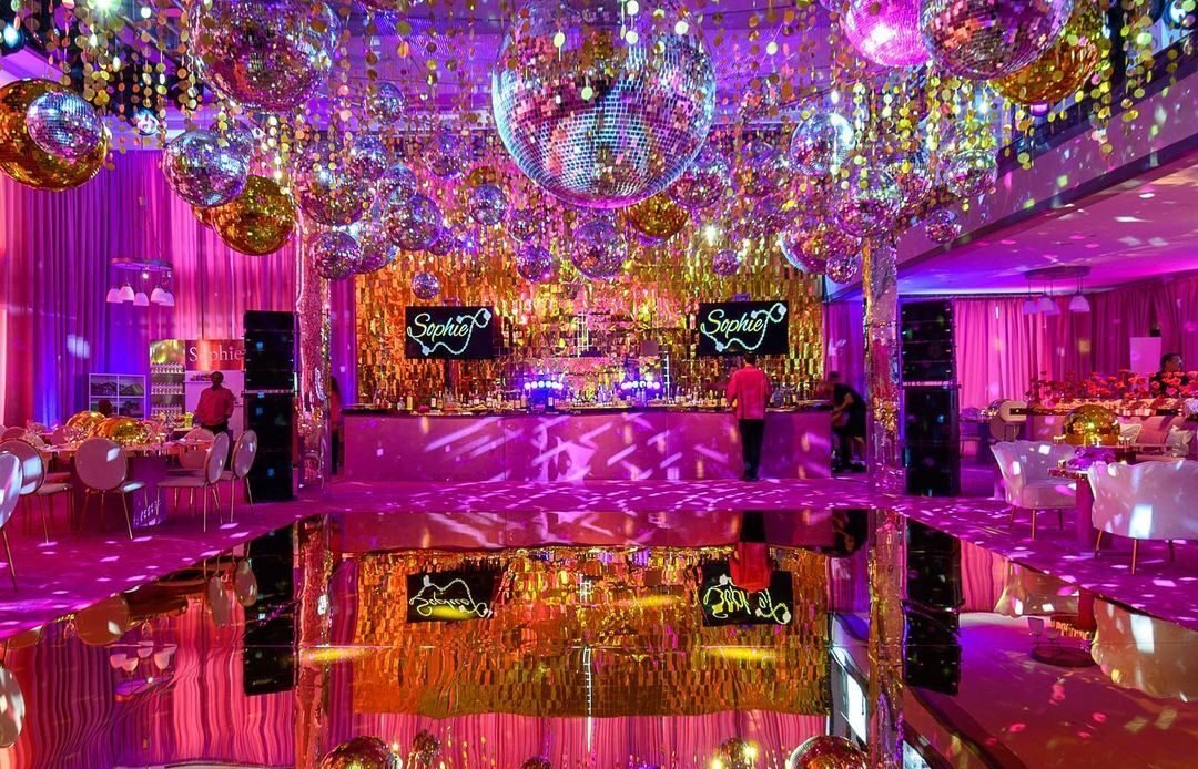 Disco Party Decorations 2025: Best Ideas, Lights & DIY Tips - Fine Home ...